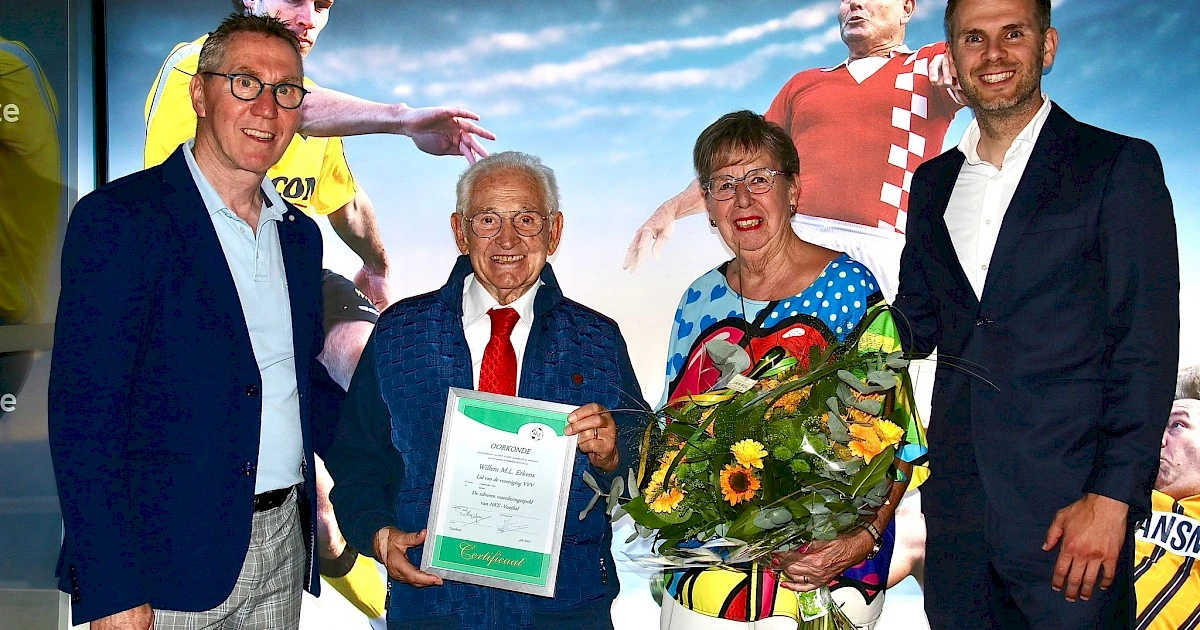 Willy Erkens ontvangt Zilveren Waarderingsspeld | VVV-Venlo