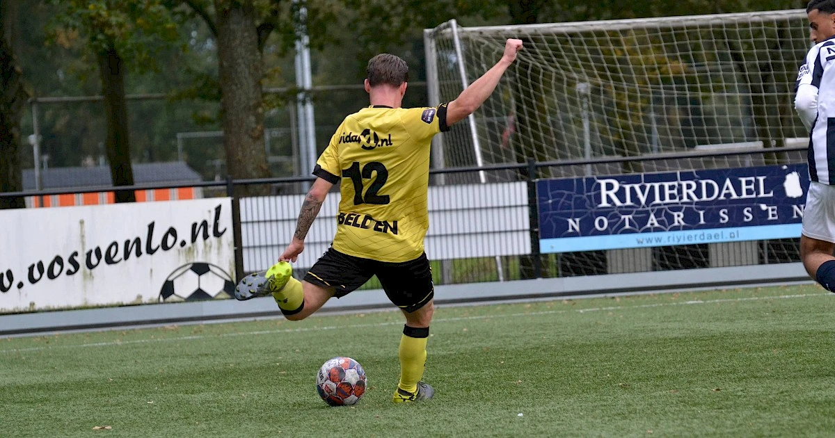 Koploper VVV-Venlo O21 blijft foutloos: Zevenklapper op bezoek bij Alexandria'66 | VVV-Venlo