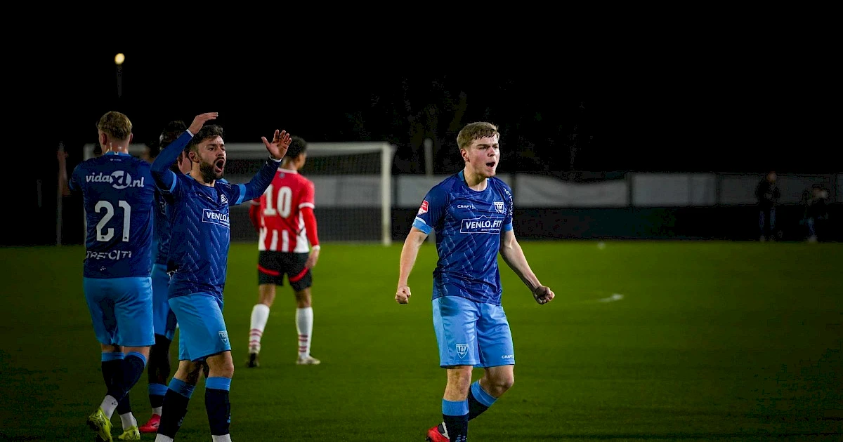 VVV-Venlo verslaat ook Jong PSV en boekt derde zege op rij | VVV-Venlo